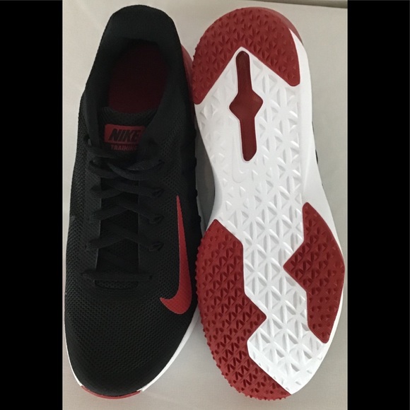 Nike | Shoes | Nike Retaliation Trainer 2 Red Black White | Poshmark